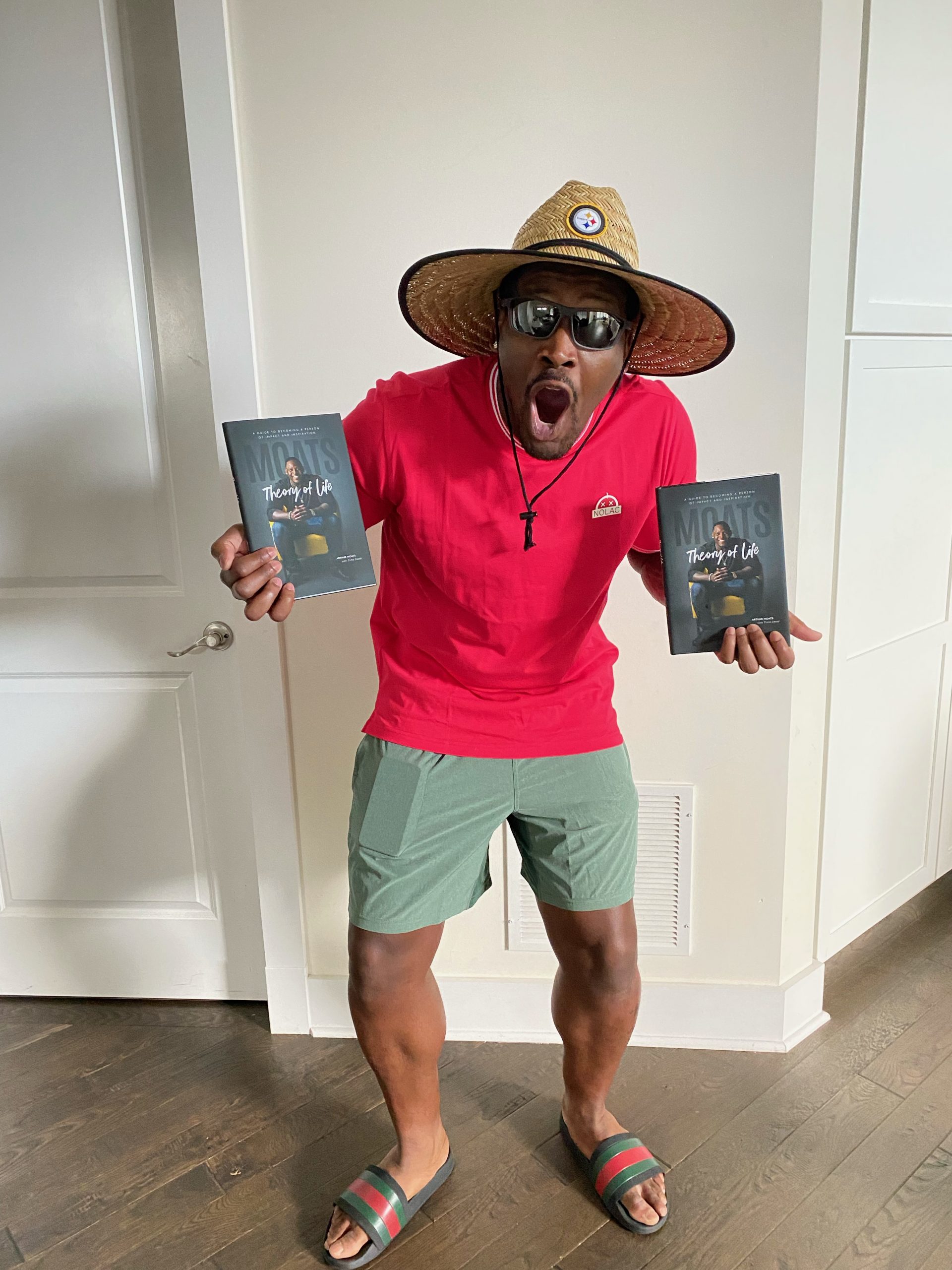 Arthur Moats “Summer Santa” Book Signing At Wahlburgers, The Mall At ...