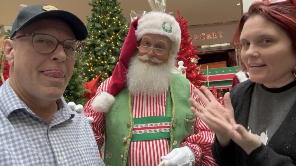 A Quick Interview With Santa | Ya Jagoff!!!